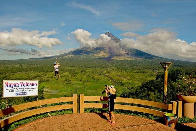 7 tourist spots in Legazpi you cannot miss