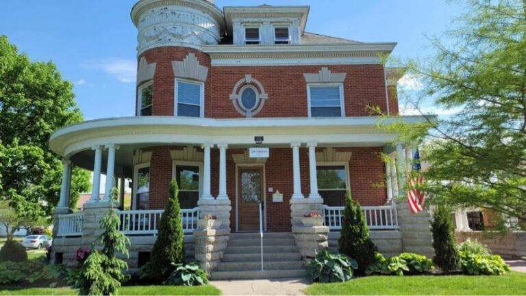 17 Cheap Weekend Getaways in the Midwest