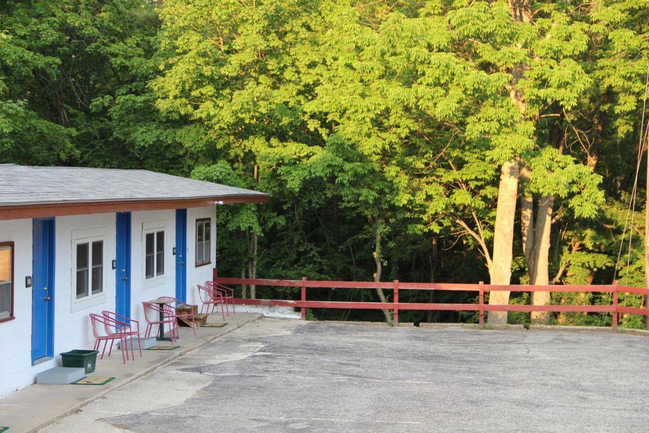 17 Cheap Romantic Getaways in New Hampshire